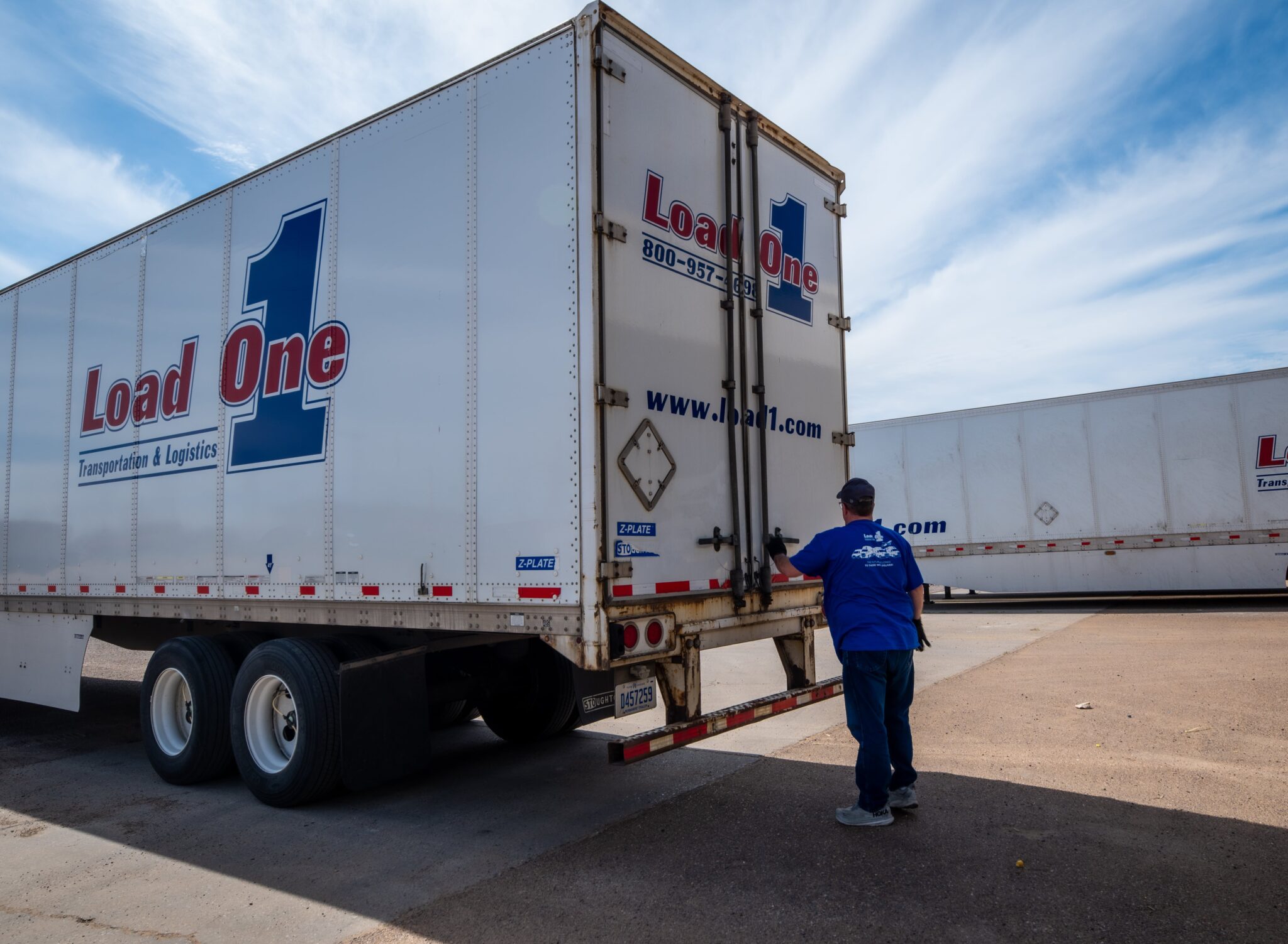 Laredo Facility: Load One's Mission & Values | Load One Transportation